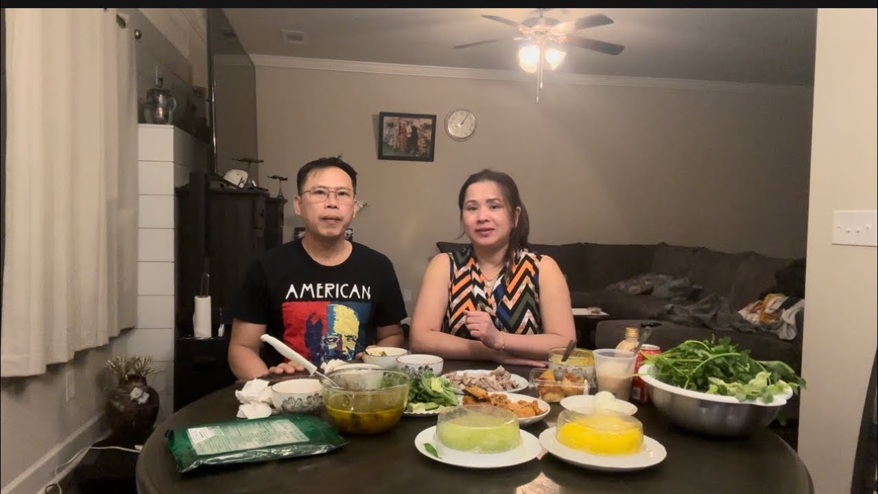 232/Hôm nay Sam được Anh xã chững bi cơm giờ thì Sam đại gd mình ăn cơm ...