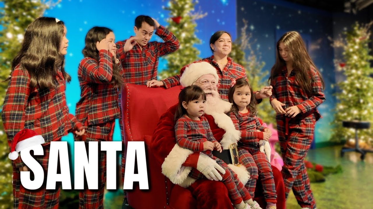 How we pulled off the perfect Santa Photo, all 7 of us! - @itsJudysLife ...