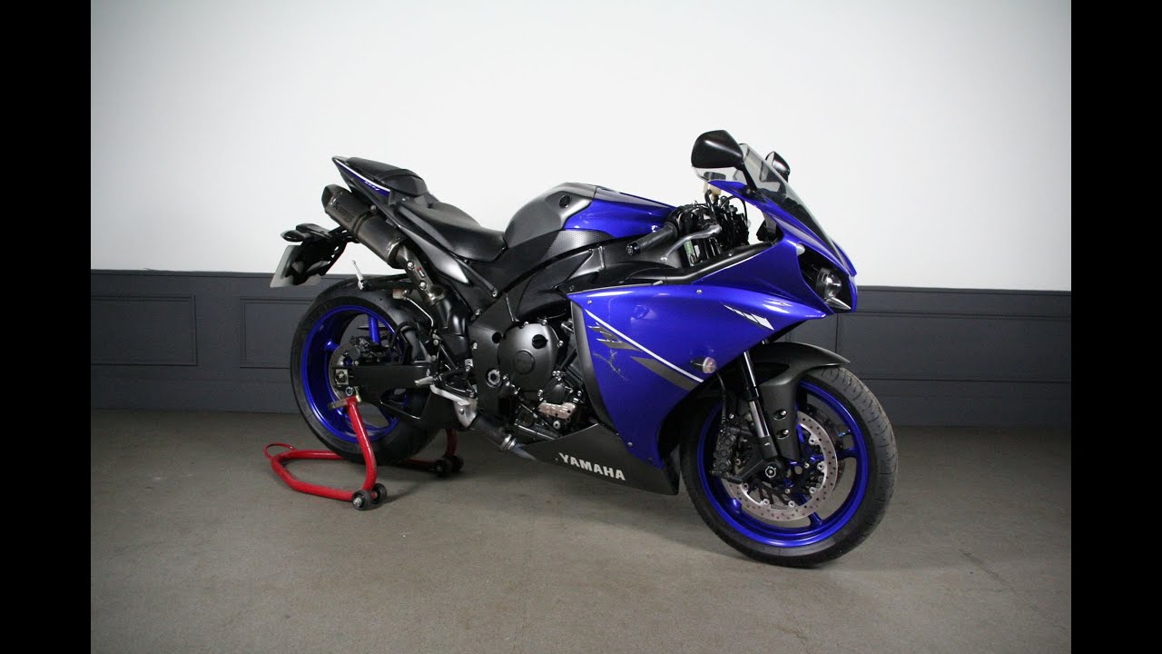 Yamaha 2013 YZF R1 walk around video - RNC Motorcycles stock - YouTube