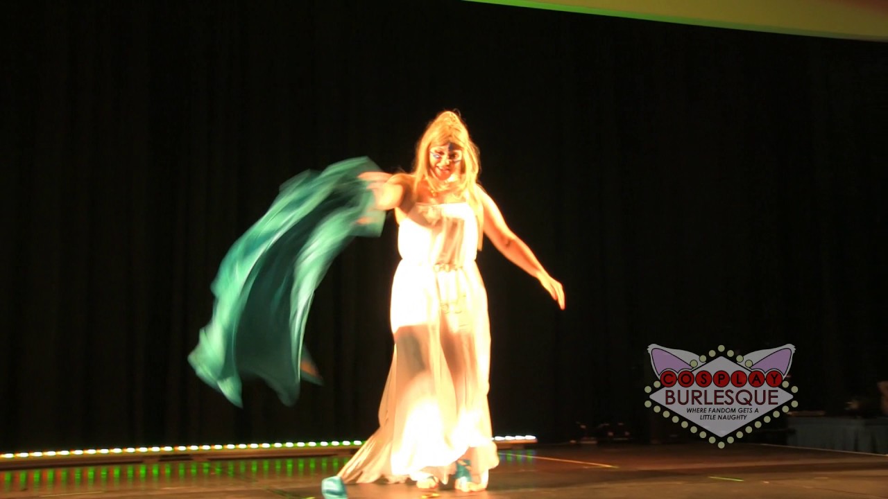Holly Ween - Belldandy - 2016 Liberty City Anime - Cosplay Burlesque ...