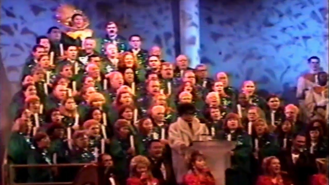 2004 Candlelight Processional narrated by Eartha Kitt | EPCOT ...