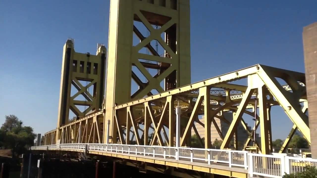 Tower Bridge On Lincoln Highway Old Sacramento - Downtown Sacramento ...