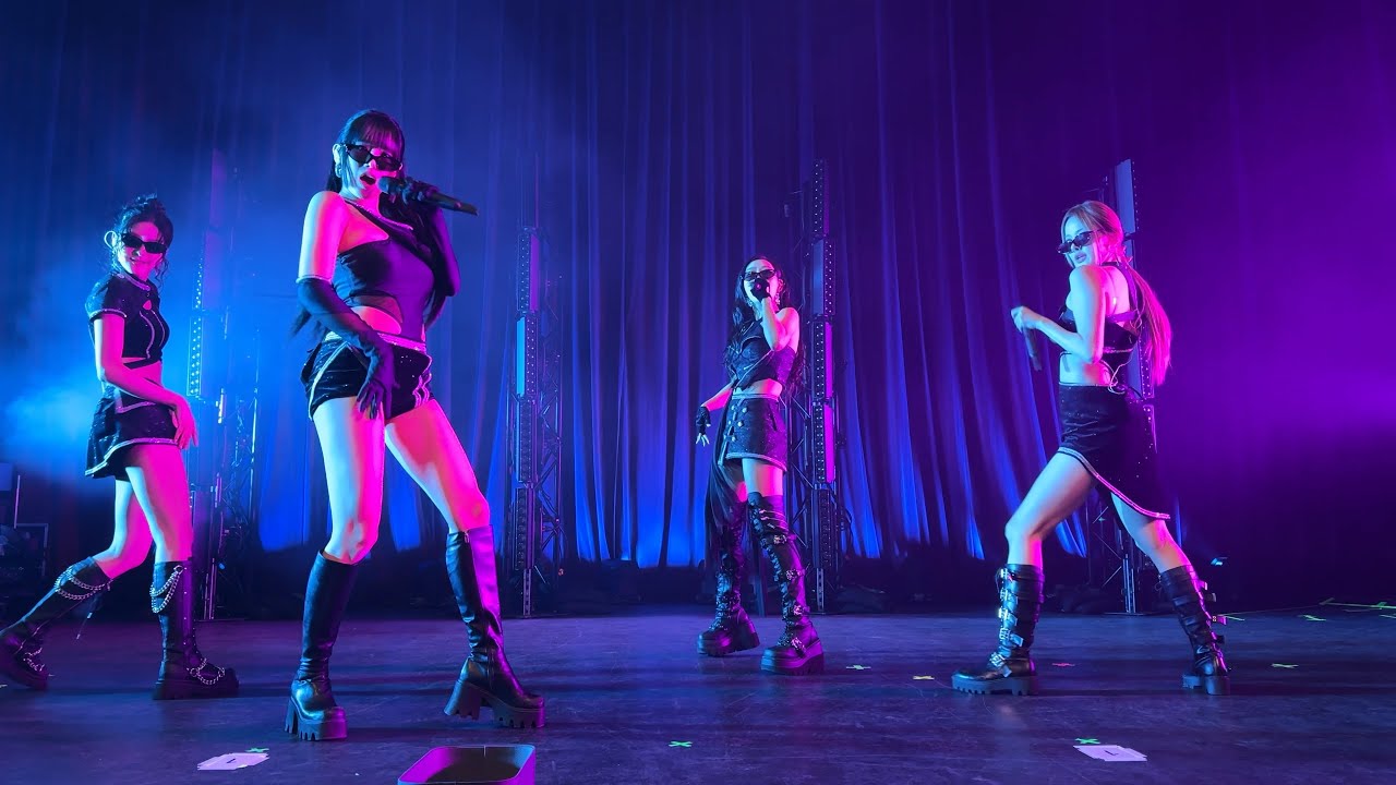 241118 키스 오브 라이프 KISS OF LIFE - Igloo live @ Kiss Road Tour 4K Front ...