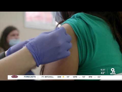 Can vaccinated people pass side effects to unvaccinated people?
