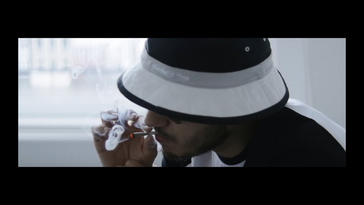 Deen Burbigo - Addictions (Prod. JustMusicBeats) - YouTube