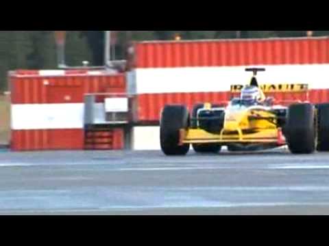 Putin drives F1 car - YouTube