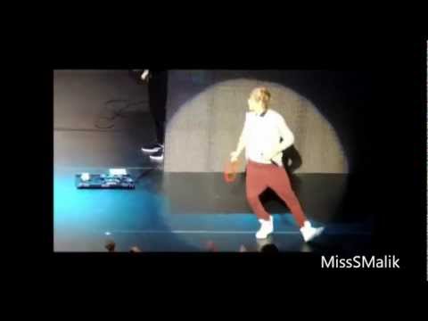 Niall Horan funny moments!!