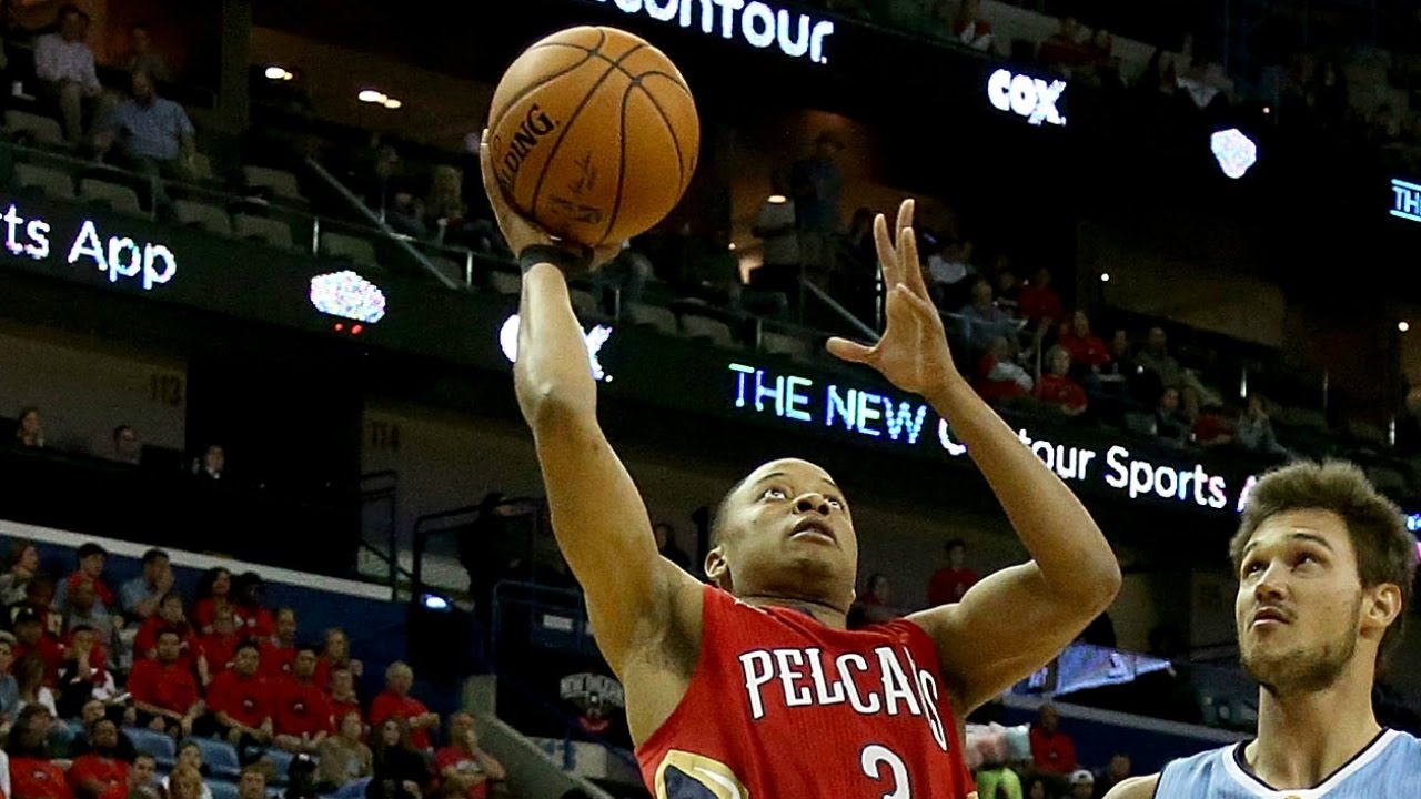 Tim Frazier Gets The Start, Finishes With 15 Points And 11 Assists ...