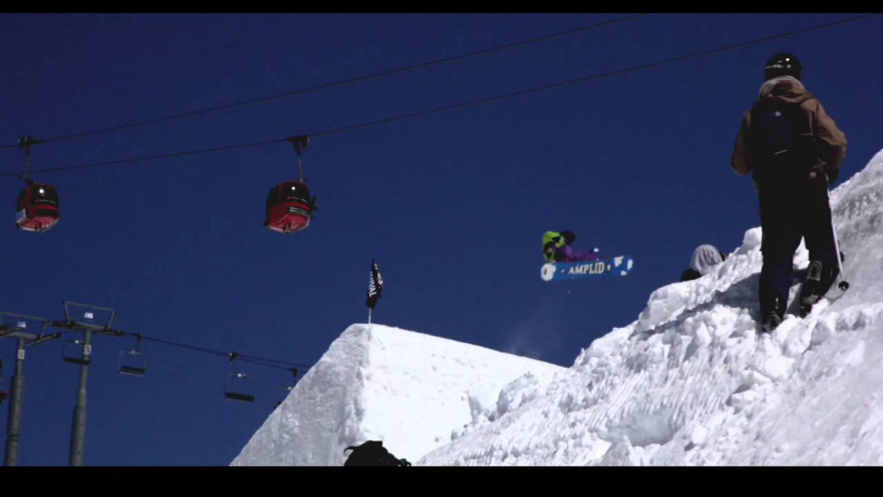 Extreme Ski and Snowboard -Jumps in Switzerland - YouTube