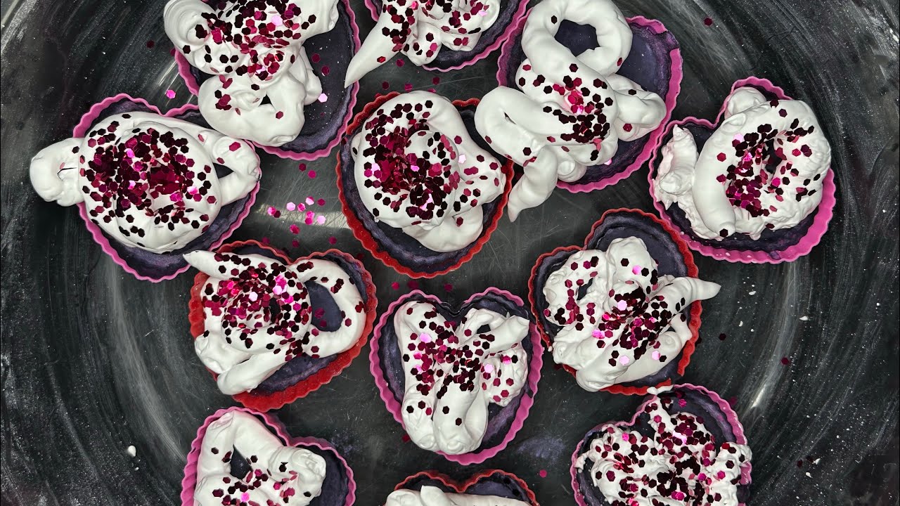 Dusty deformed Gym Chalk Cupcakes 💟 - YouTube