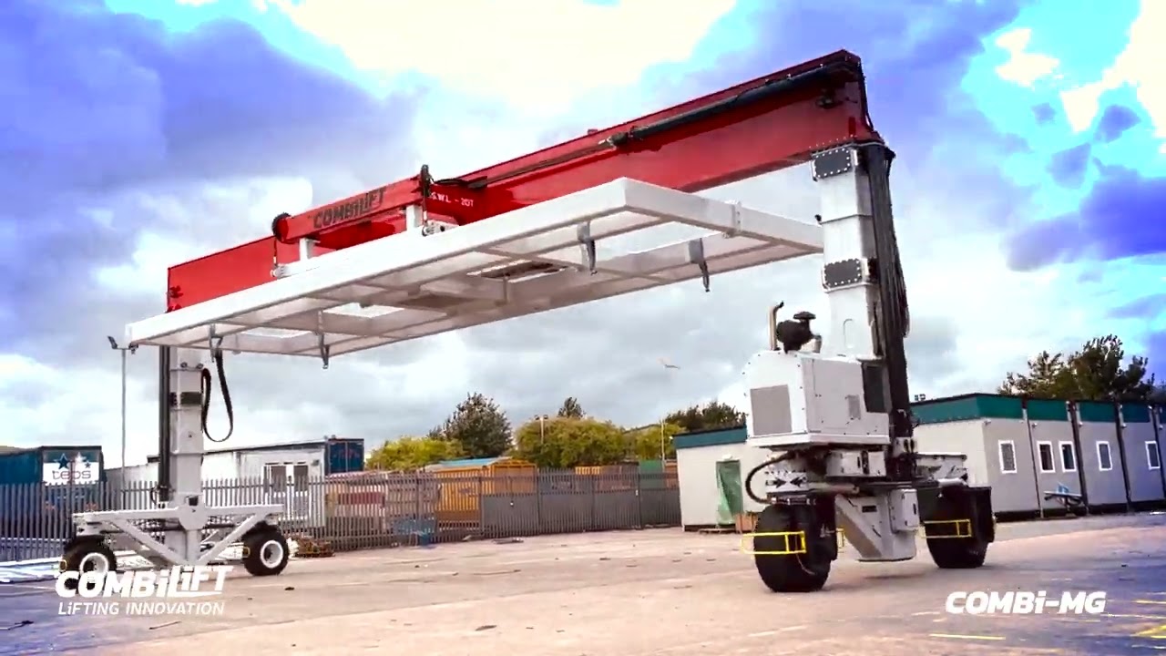 Watch the Combi-MG with some Serious Modular Moves! - YouTube