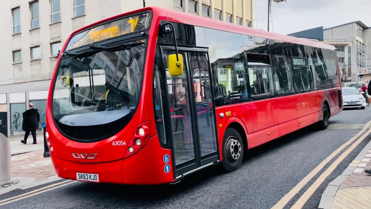New First Bus Sheffield X First Southampton 63054 On 76 From Lowedges ...