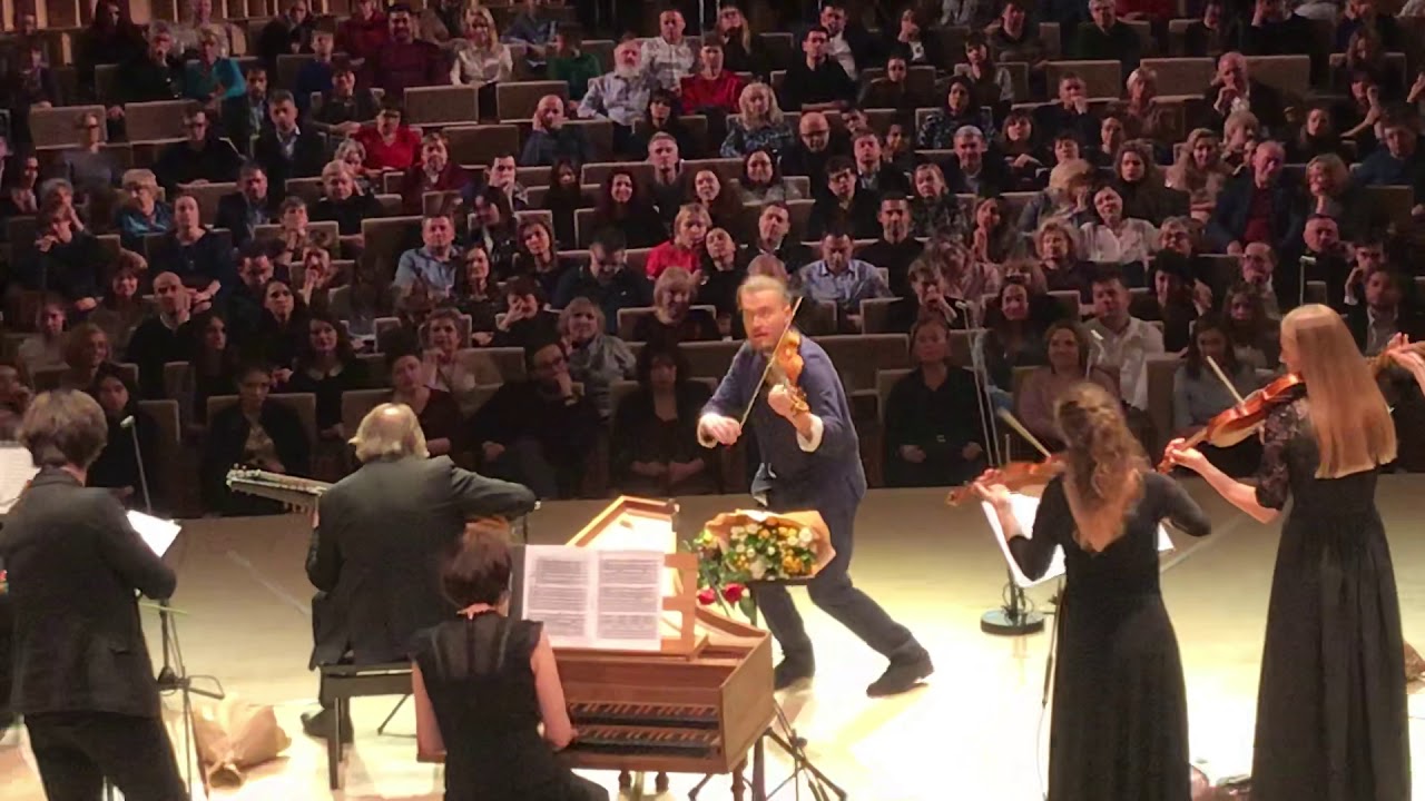 Dmitry Sinkovsky, violinist and conductor. Vivaldi. Вивальди. Дмитрий ...
