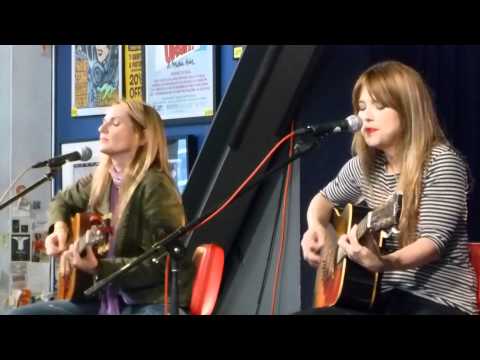 Veruca Salt - The Sound Of Leaving (Amoeba Music, Hollywood CA 7/13/15)