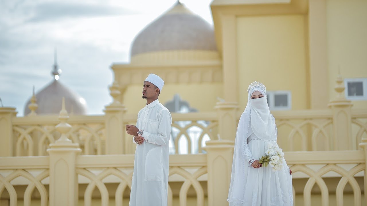 Mukhtar urja & khaira ismiati PW DI MESIUM SAMUDERA PASEE - YouTube