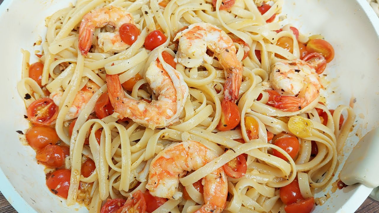 AMAZING PASTA RECIPE YOU NEED TO TRY! | CHERRY TOMATO AND SHRIMP PASTA ...