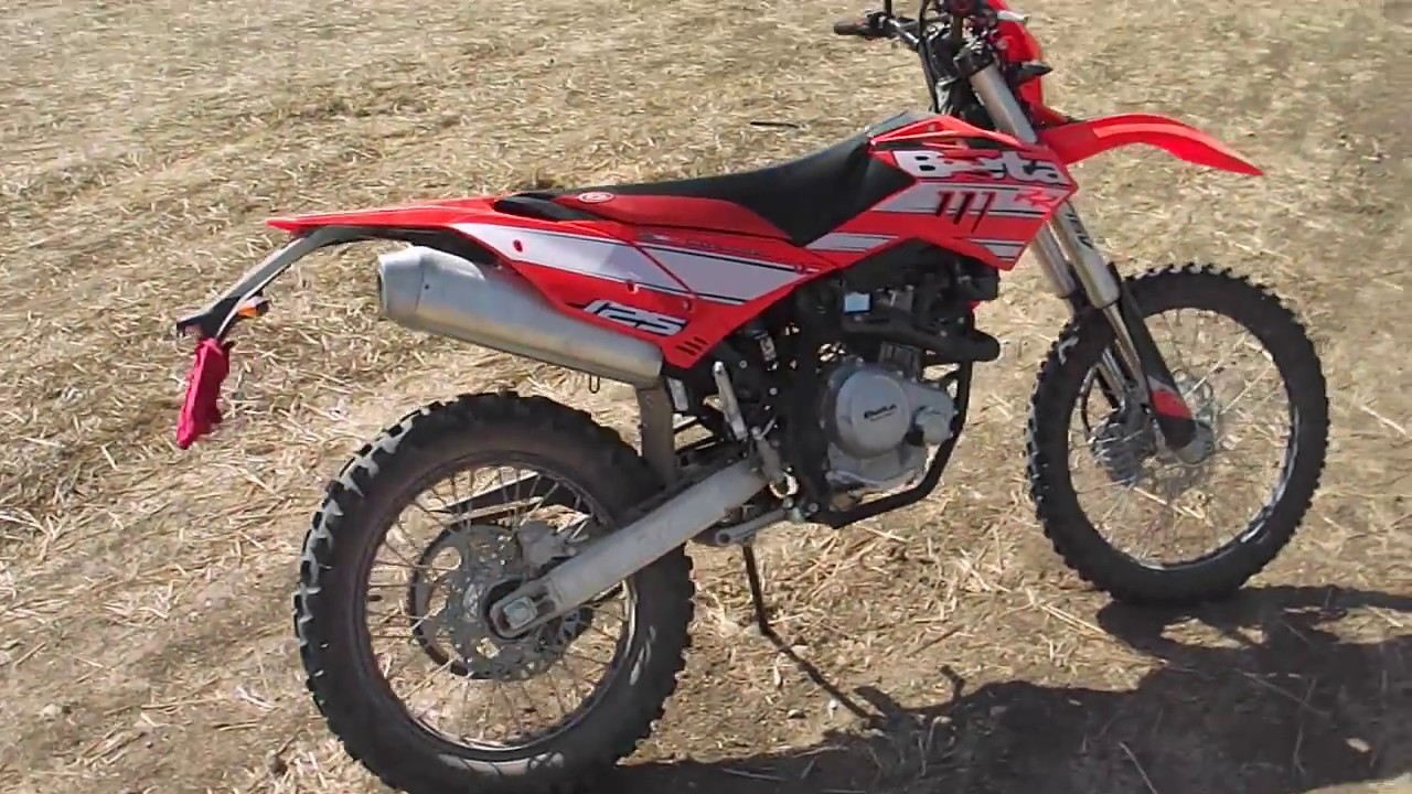 Beta 125 rr lc 2017 360 grados/ degrees moto completa/complete - YouTube