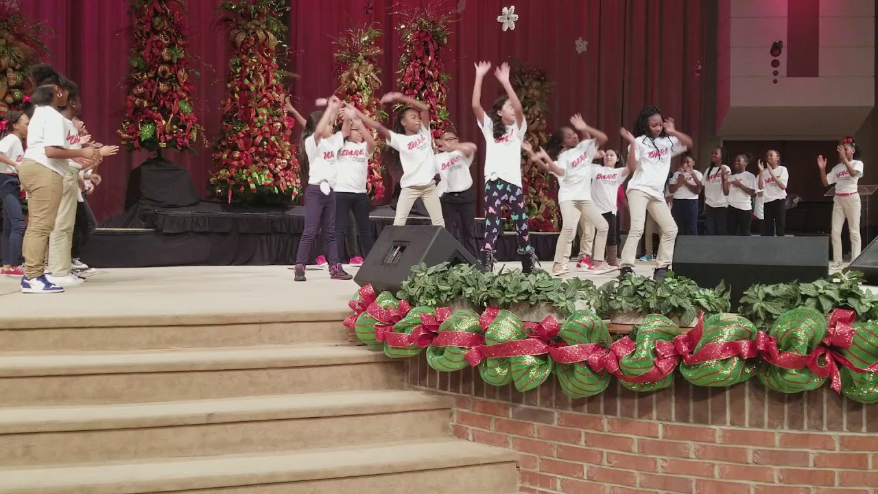 Willow Oaks 5th grade dance students perform for their 1st time at D.A ...