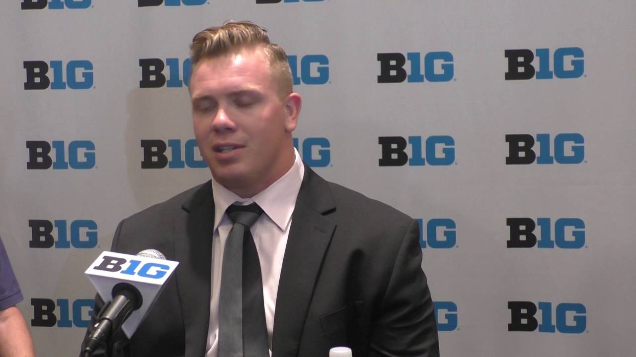 Ohio State C Pat Elflein at B1G Media Days - ELEVENWARRIORS.COM - YouTube