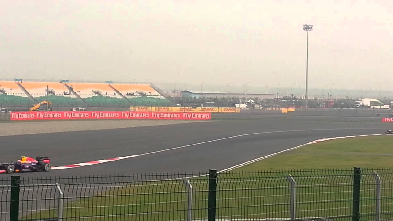F1 RACE DELHI - YouTube