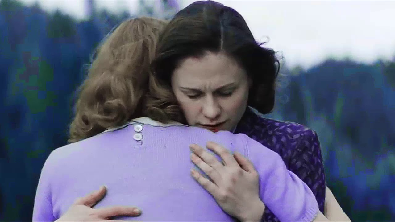 Jean and Lydia Tell it to the bees - YouTube