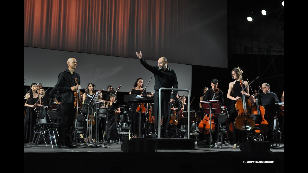 Benjamin Britten Sinfonia da Requiem op. 20 - Pasquale Corrado ...