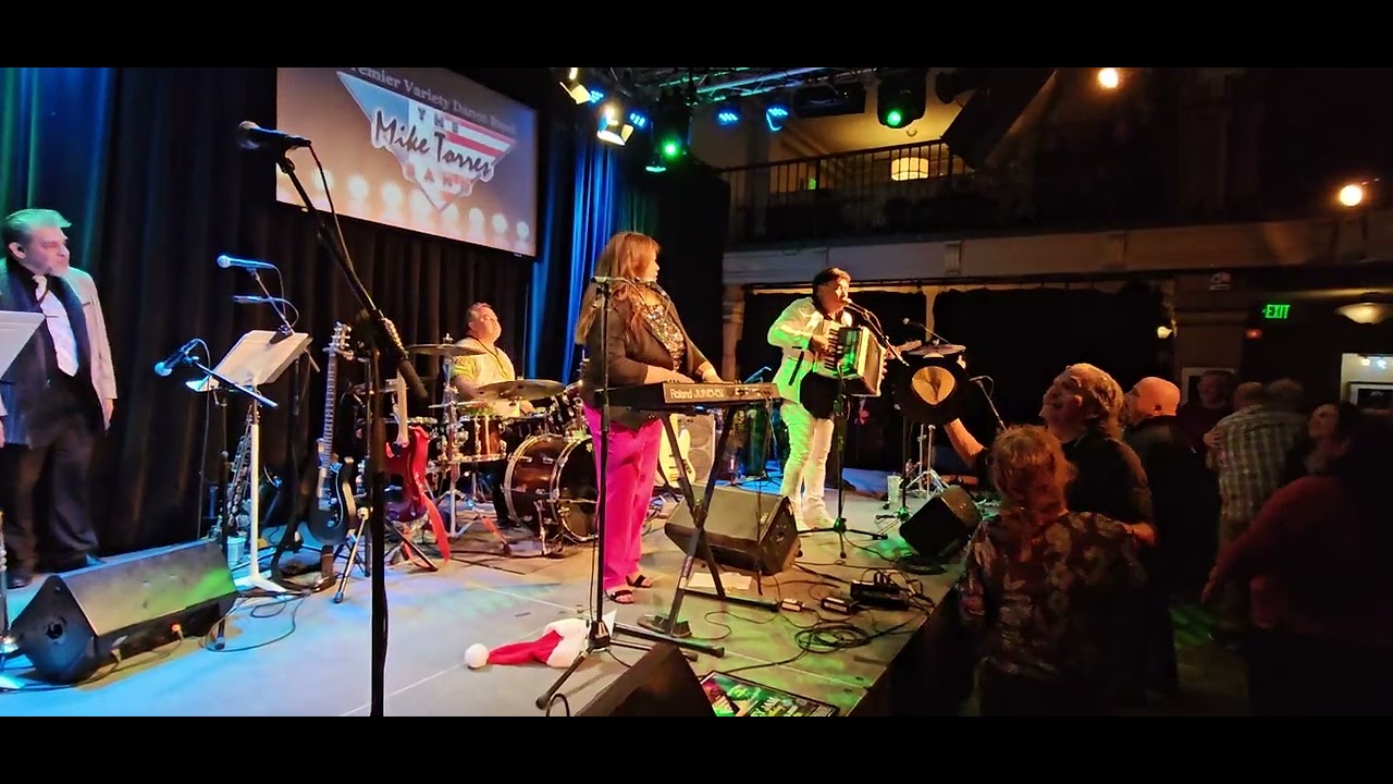 11.Tragos de Amargo Licor - Mike Torres Band - Club Fox 12-2-2023 - YouTube