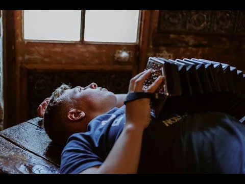 Kevin Olckers - Biltong en Braaivleis(Official Music Video) - YouTube