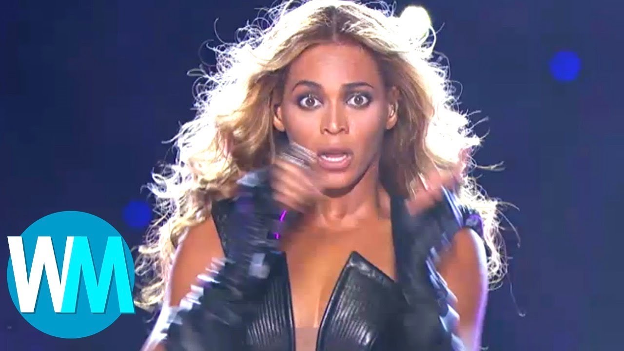 Top 10 Des CÉlÉbritÉs AttaquÉes Par Des Fans Sur ScÈne Youtube