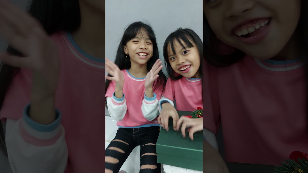 Flo Fla | Unboxing Hadiah Natal dari Om Pras - YouTube