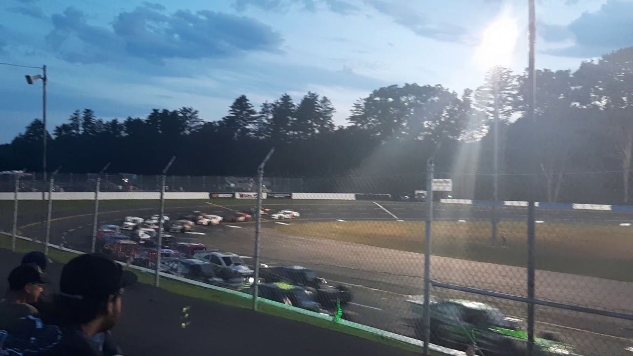 Modifieds at Monadnock Speedway, New Hampshire - YouTube