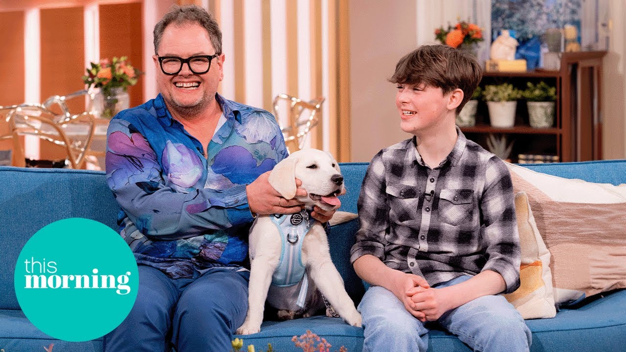 Alan Carr Opens Up on His Childhood Through Mini-Me Oliver Savell ...