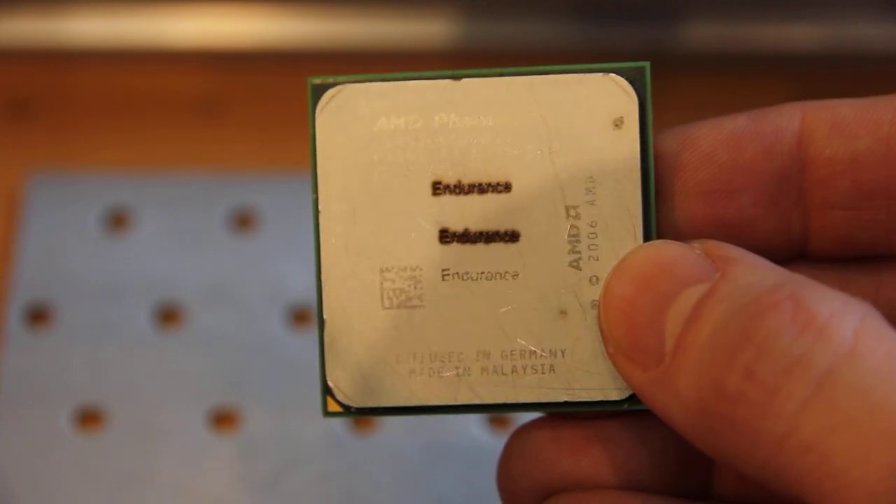 Laser engraving on an old CPU. Testing different laser engraving ...