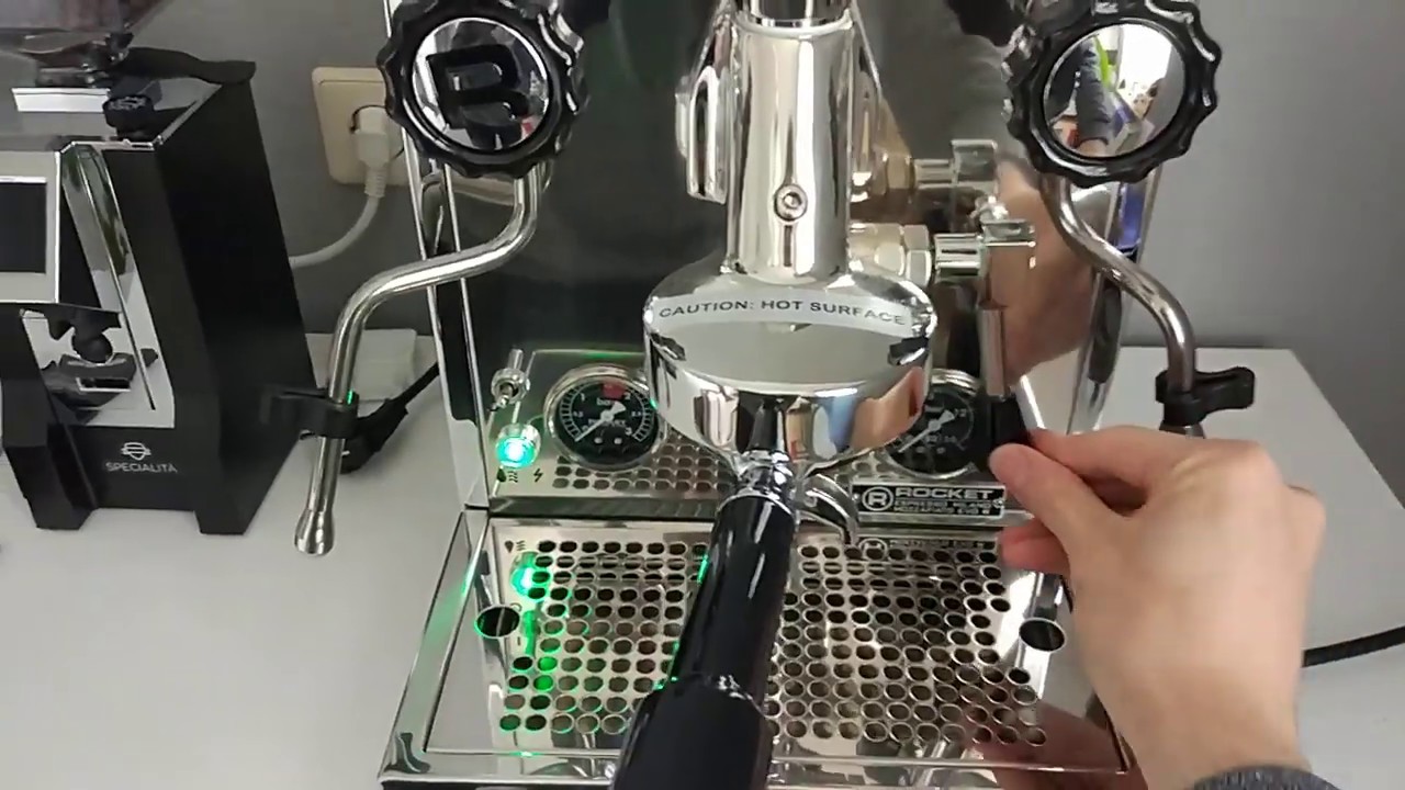 Rocket Espresso Mozzafiato Evoluzione R StandBy - YouTube