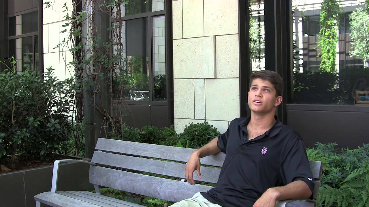 Ask an Upperclassman: Academics and the College Transition - YouTube