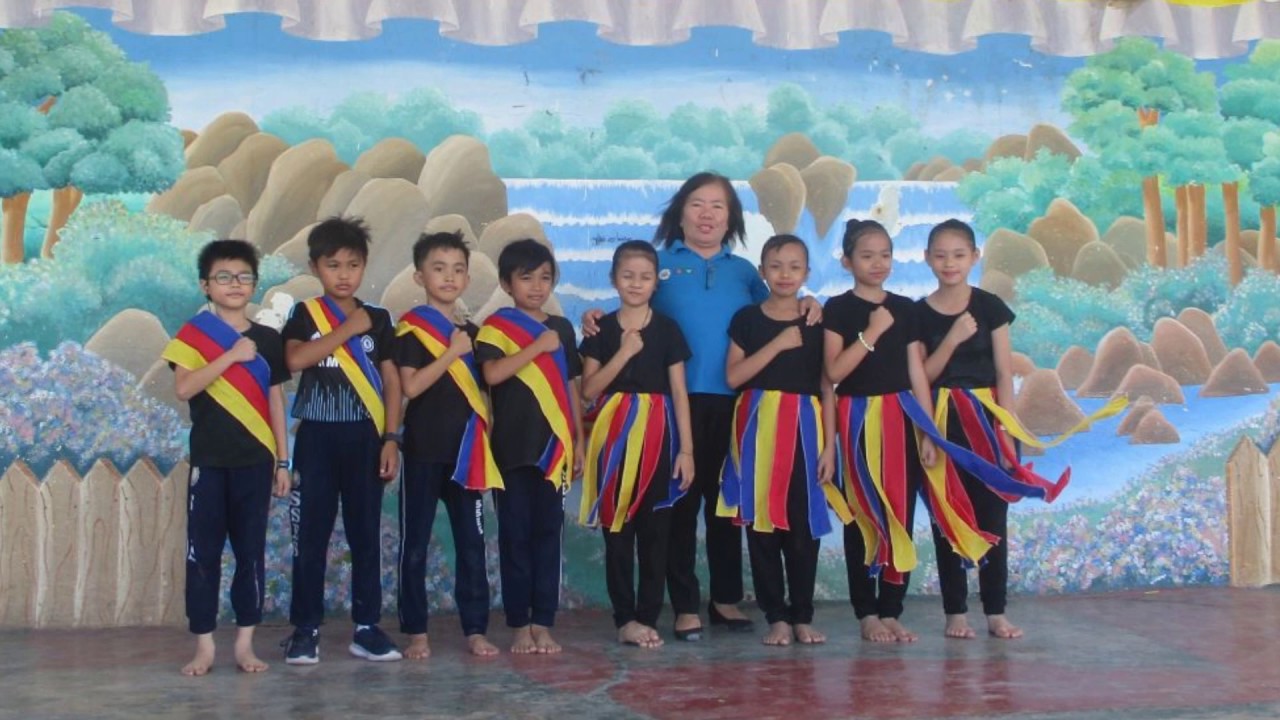 4-SSES Dakilang Lahi - Interpretative Dance in Filipino - YouTube Music