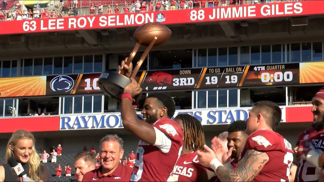 Relive the Razorbacks Outback Bowl Celebration - YouTube