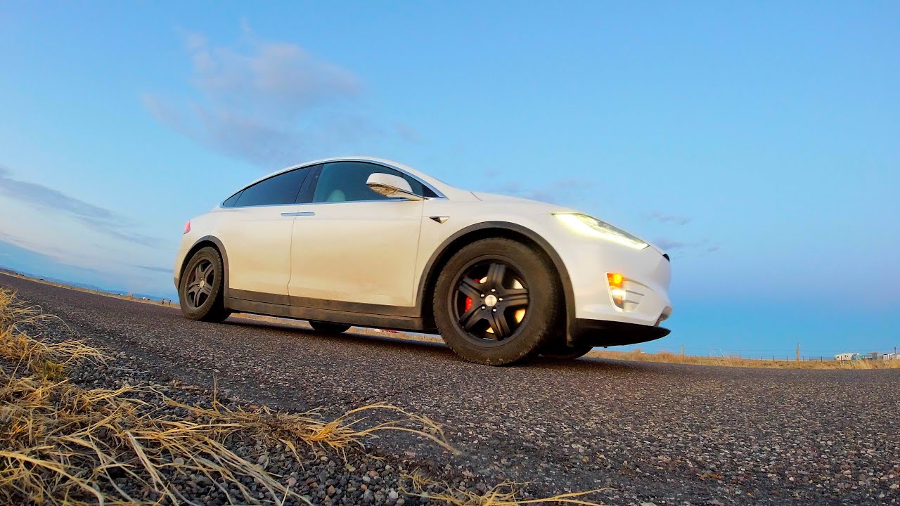 Tesla News - Cheetah Stance Launch Mode - YouTube