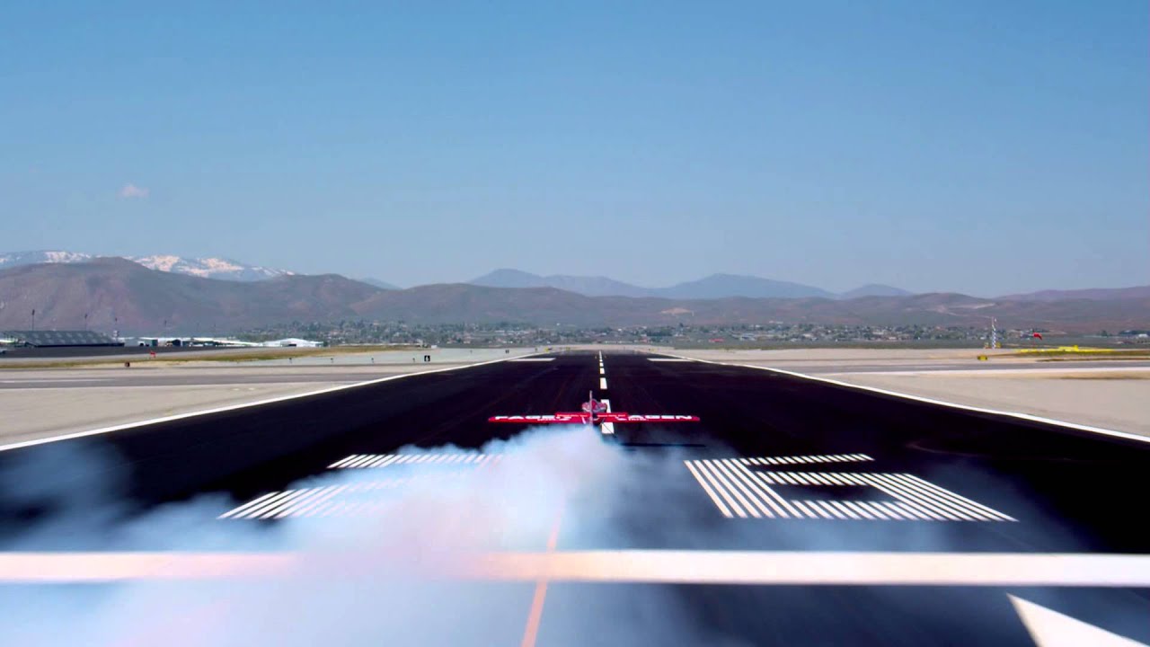 Steve Hinton Greeting and Air Racers 3D IMAX - Trailer (Official) - YouTube