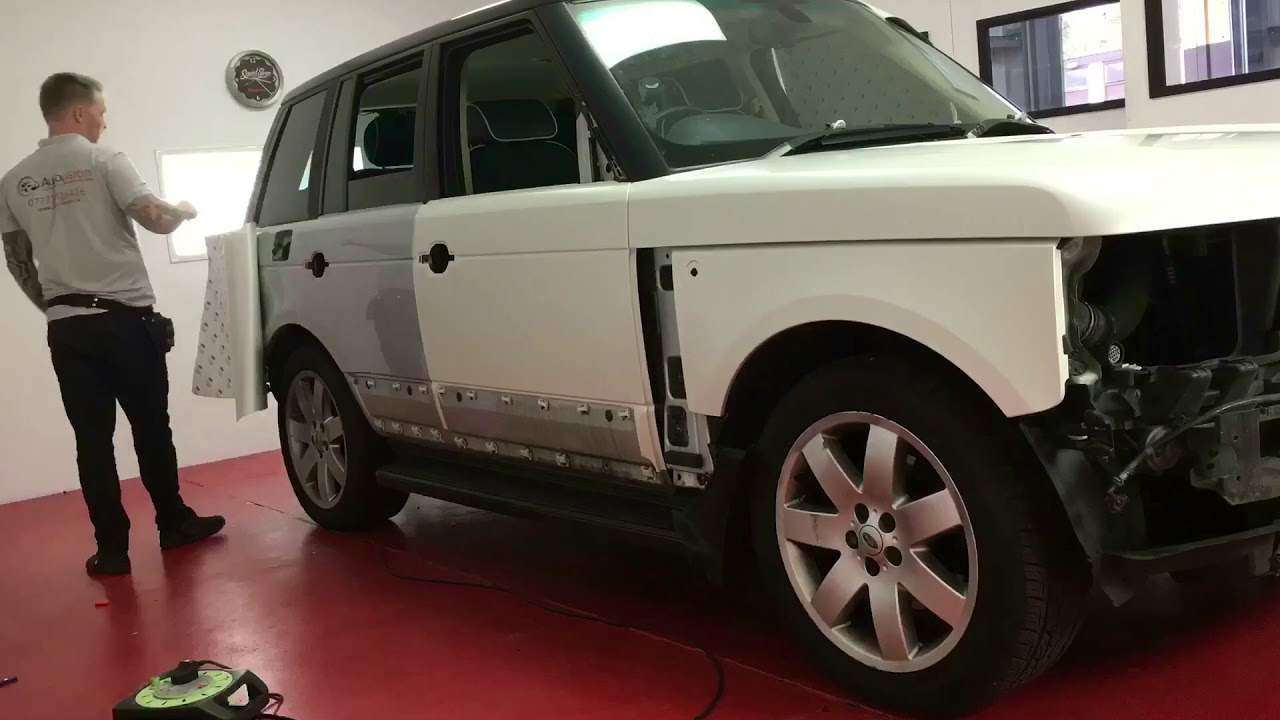 Range Rover vogue wrapped in 3m 1080 satin pearl white - YouTube