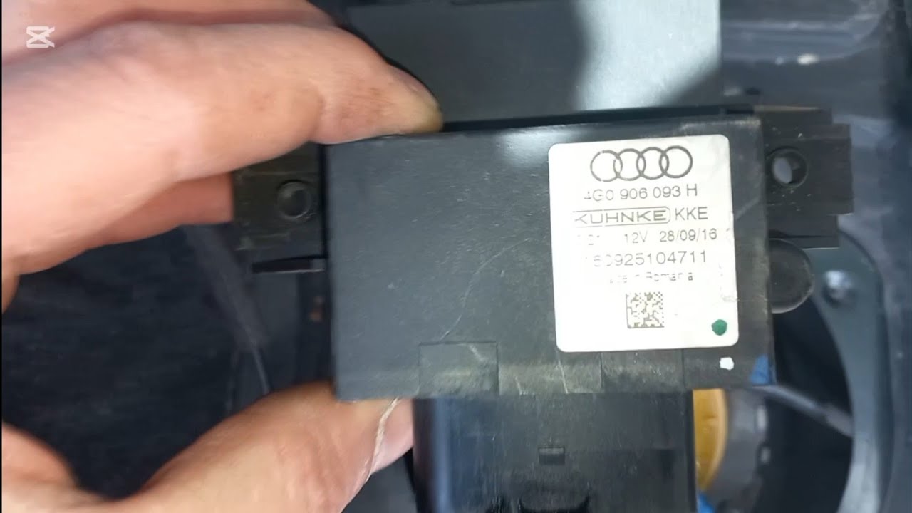 Audi Q5,2.0d, 2017.Fuel pump control module location. - YouTube