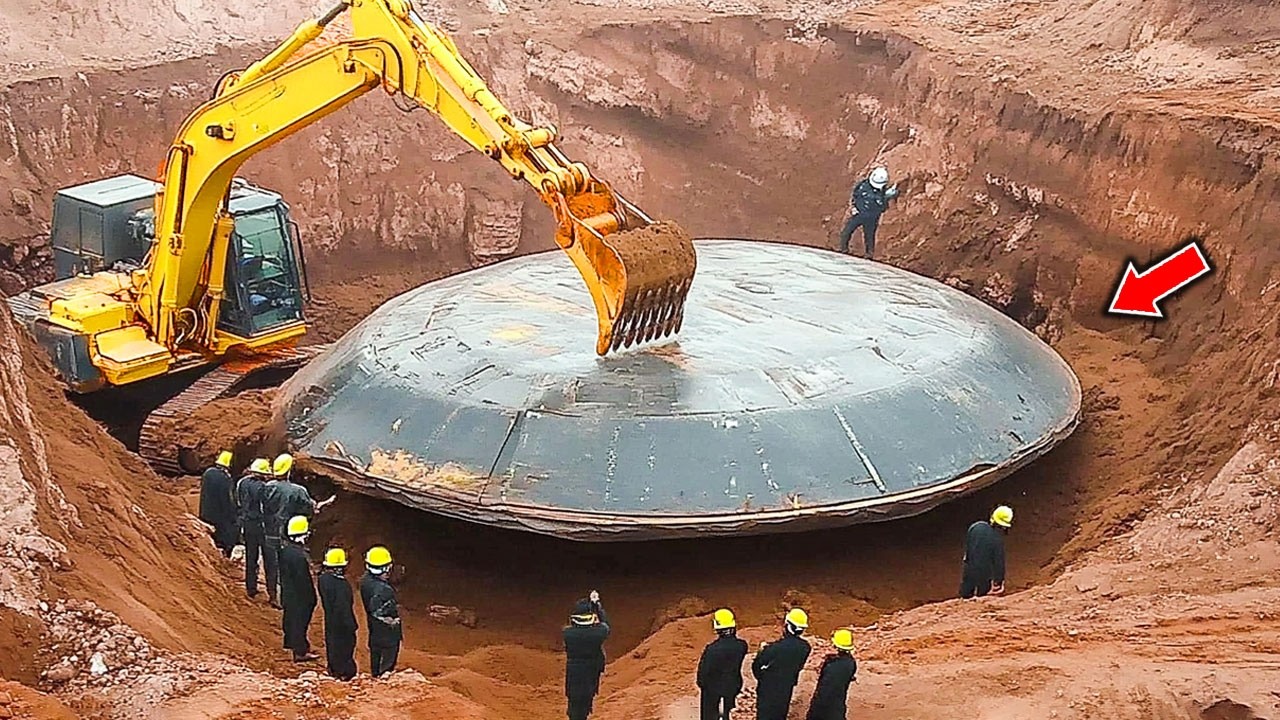 A Space Object Crashes in the Sahara Desert – What It Left Behind Is ...