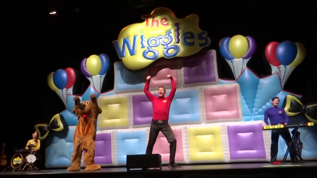 The Wiggles Shake Your Hips With Wags The Dog live Ottawa ON Canada Oct ...
