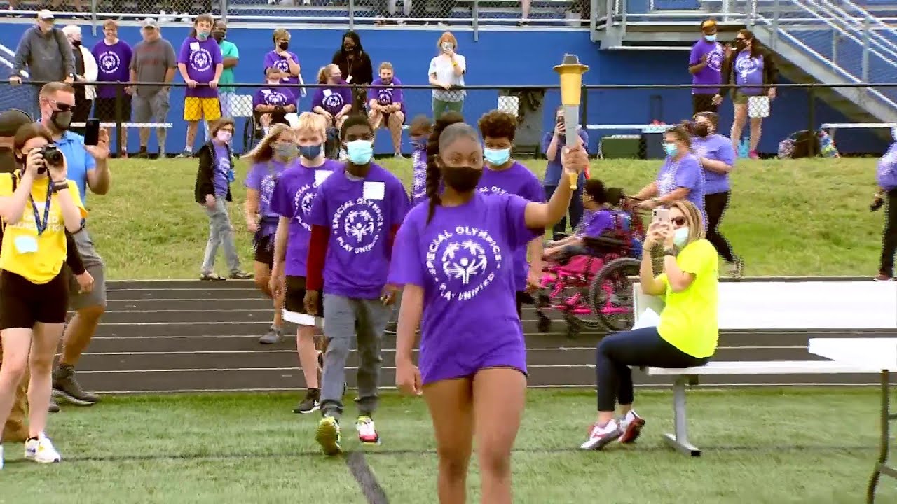 Special Olympics Big Feet Meet in Roanoke - YouTube