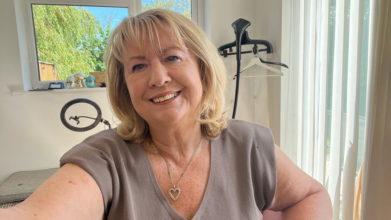 Zara haul. Chatty catch up and Fleetwood Tram Sunday - YouTube