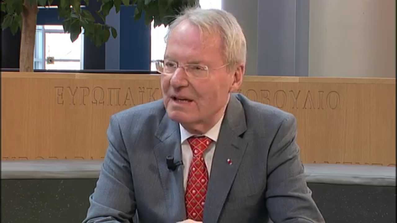 European Parliament Strasbourg: Hans-Olaf HENKEL on North-South euro ...
