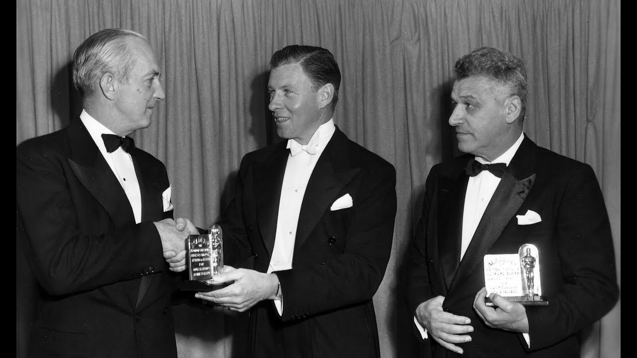 George Murphy presents Sci-Tech Awards in 1949 - YouTube