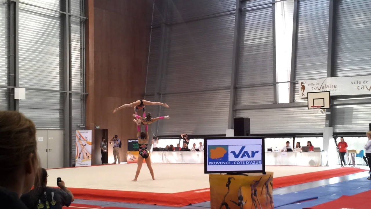 Gym acro Madeleine Bayon 2013 - YouTube