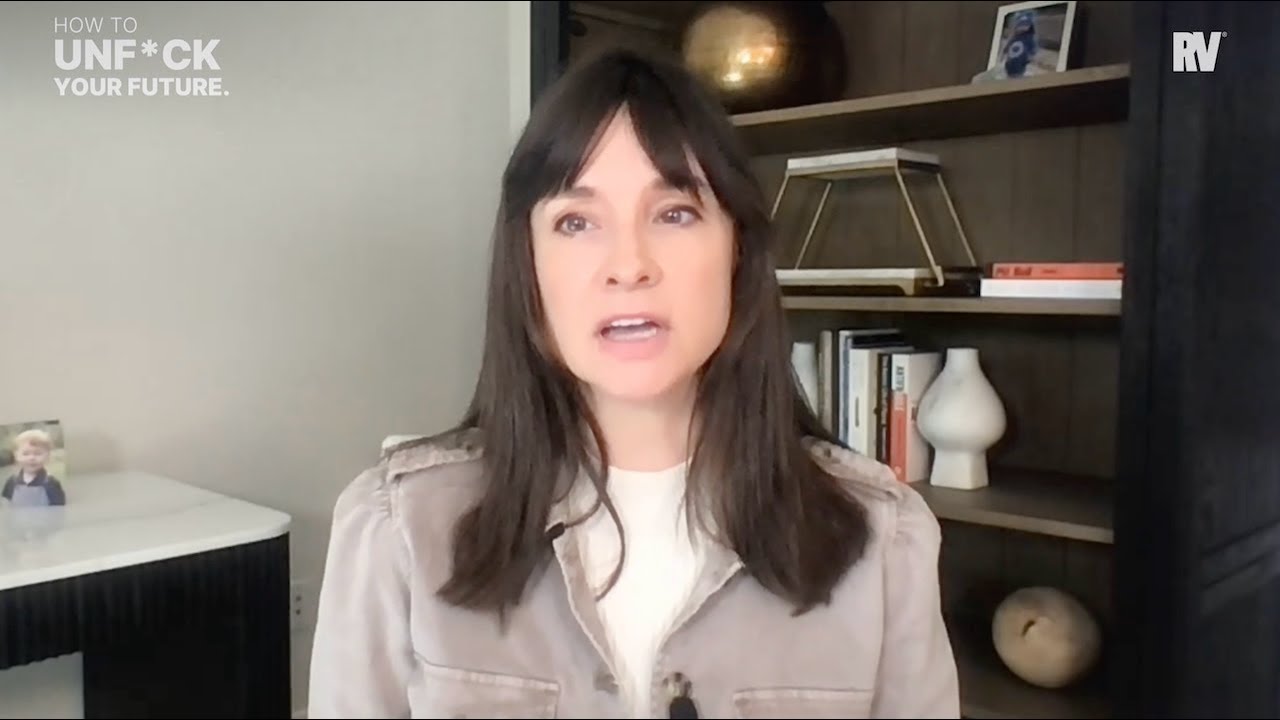 AI’s Impact Will Be Much Larger Than Mobile | Beth Kindig on RealVision - YouTube