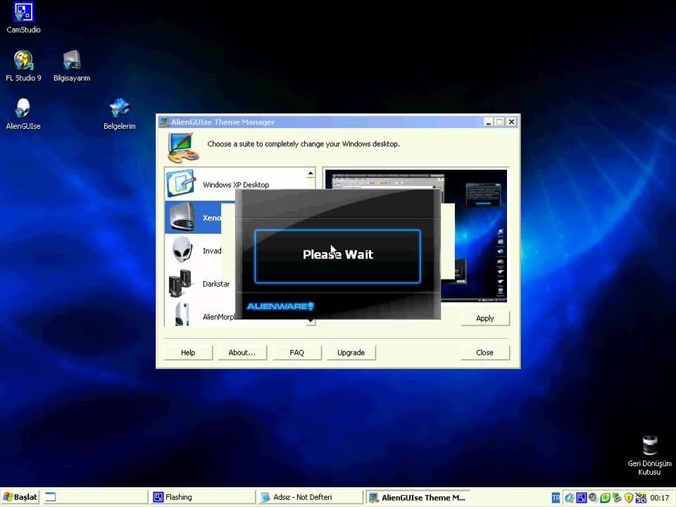 AlienGUIse Xenomorph Cool Desktop - YouTube
